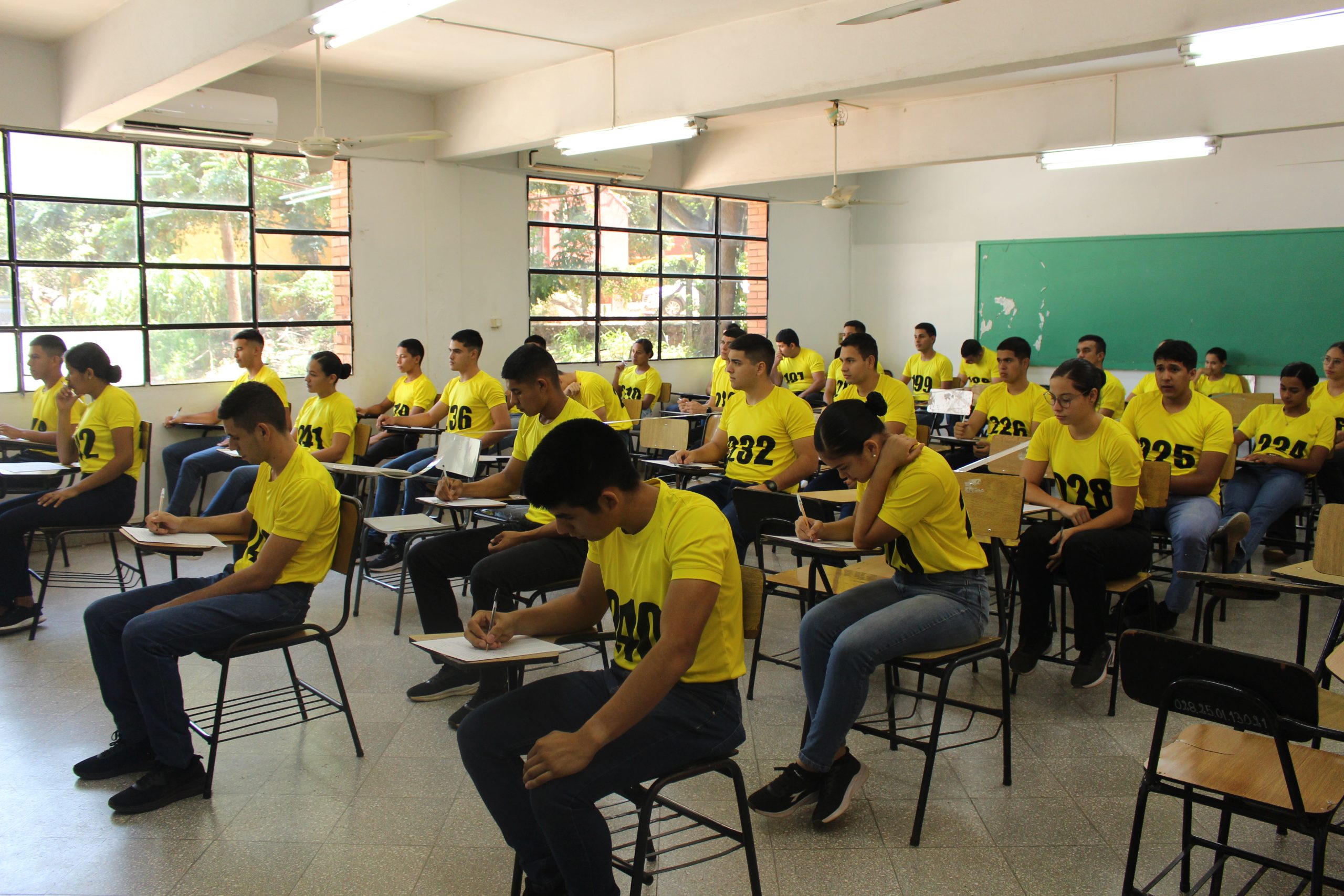Finalizaron los exámenes de los postulantes a la ACADEMIL - Facultad ...