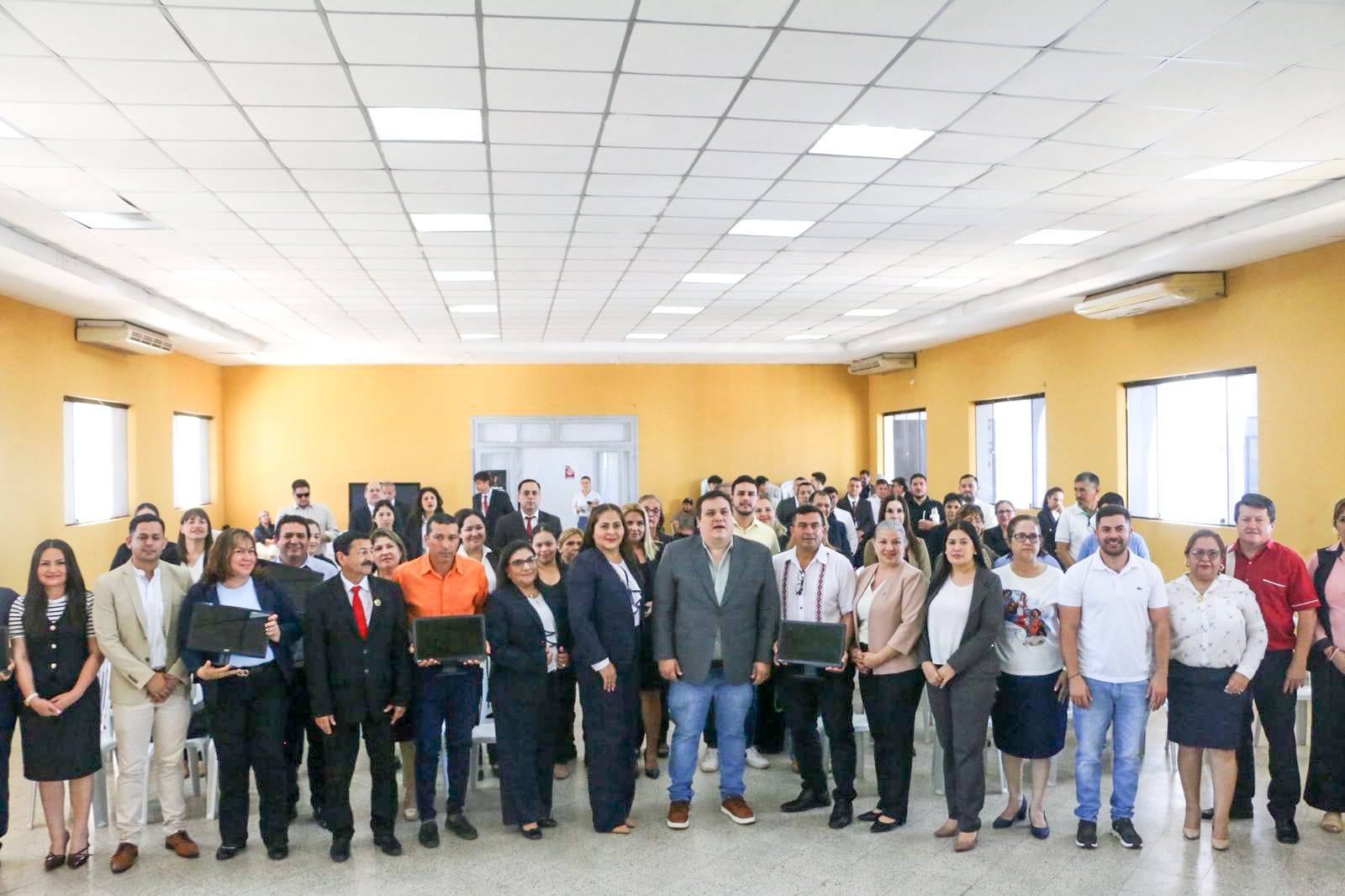 FP-UNA Filial Villarrica participó en la entrega de equipos ...