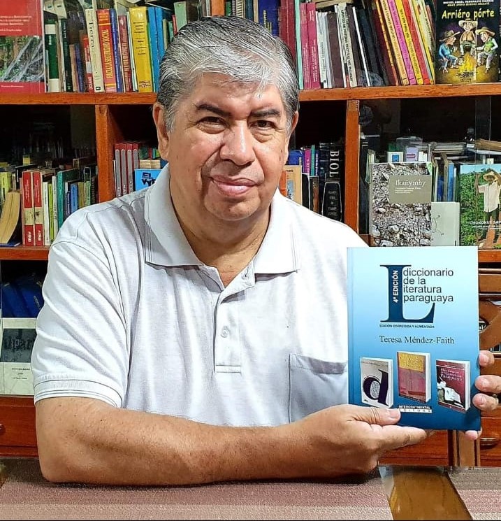 Distinción al docente Dr. David Galeano: Caballero Palaciego de las Lenguas del Palacio Barolo ...